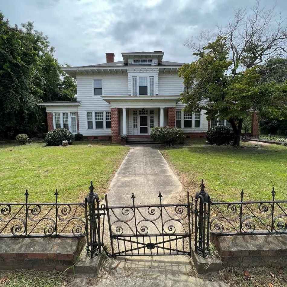 Old House Dreams - Page 71 - Specially selected historic & old homes ...