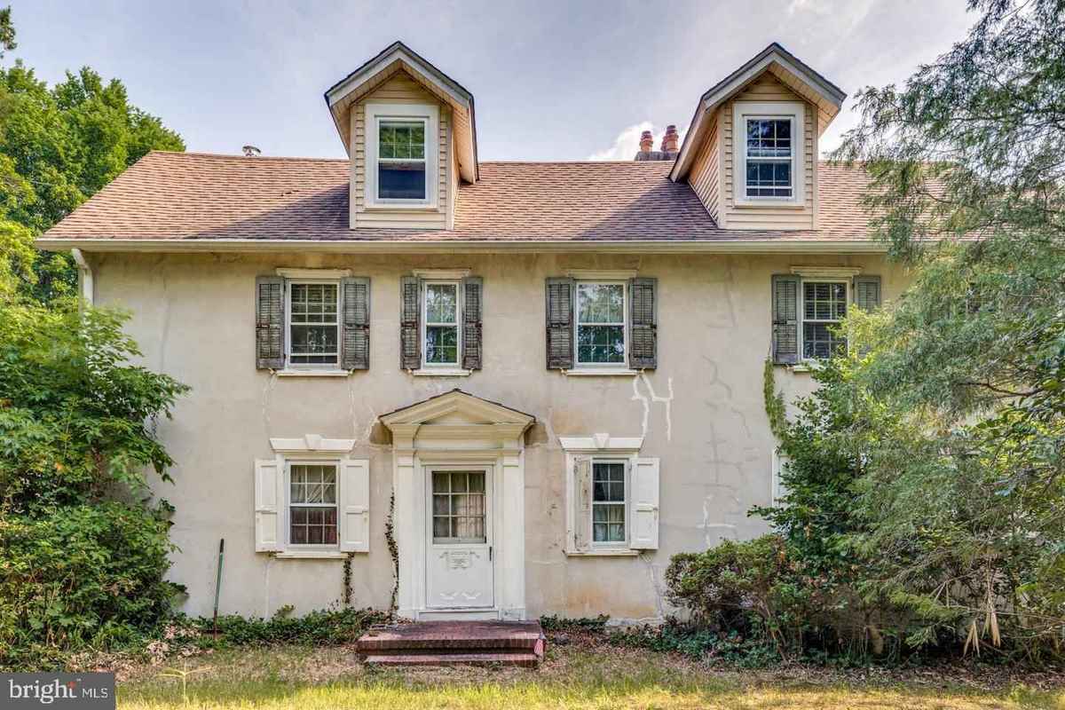 Mount Laurel, NJ - Old House Dreams