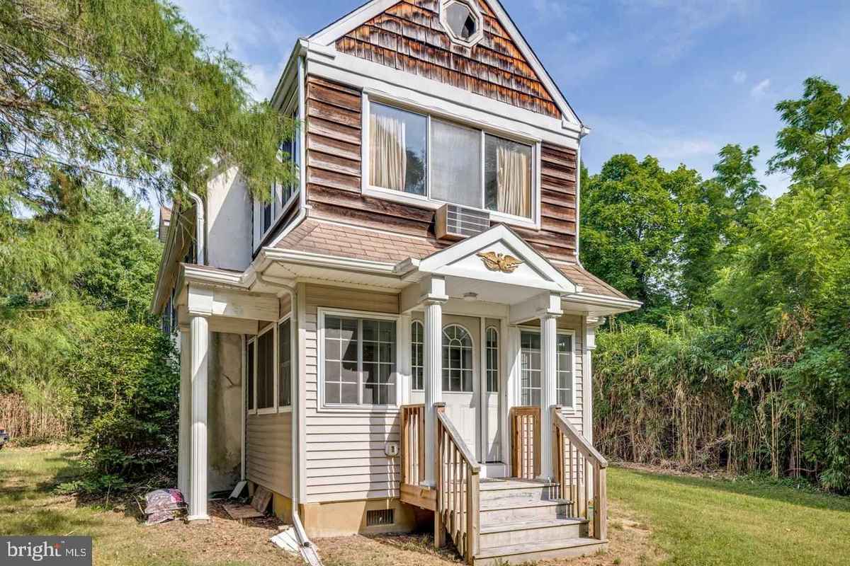 Mount Laurel, NJ - Old House Dreams