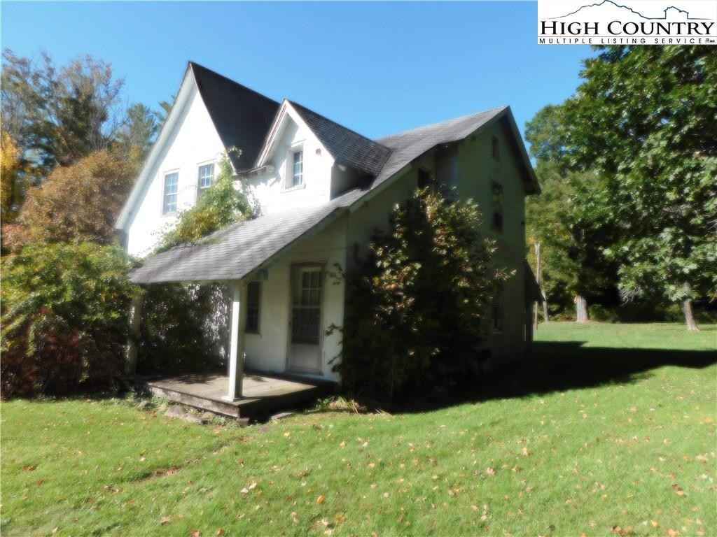 1884 in Linville, NC - Old House Dreams