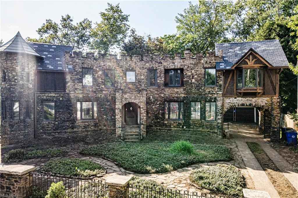 1929 Tudor Revival in Cleveland, OH - Old House Dreams