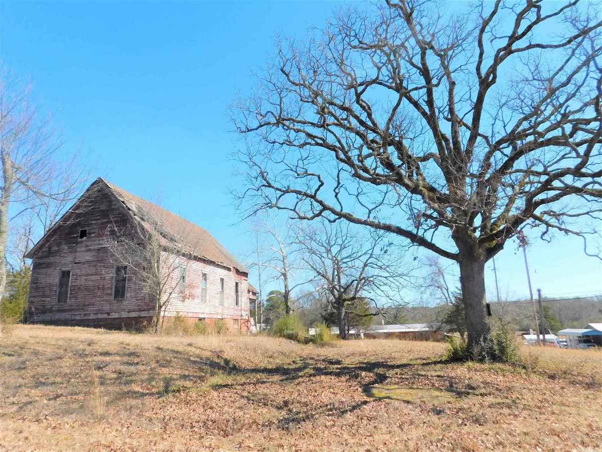 c. 1900 Church in Cove, AR - Old House Dreams