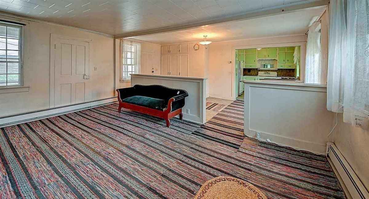 c. 1869 in Middle Amana, IA - Old House Dreams