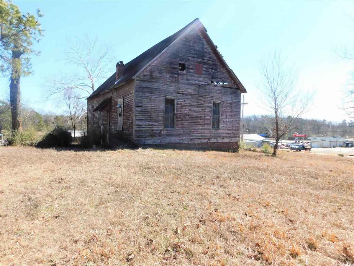c. 1900 Church in Cove, AR - Old House Dreams