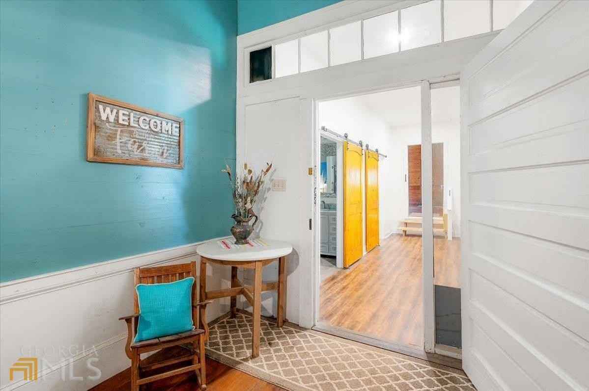 c. 1860 Greek Revival in Haddock, GA - Old House Dreams