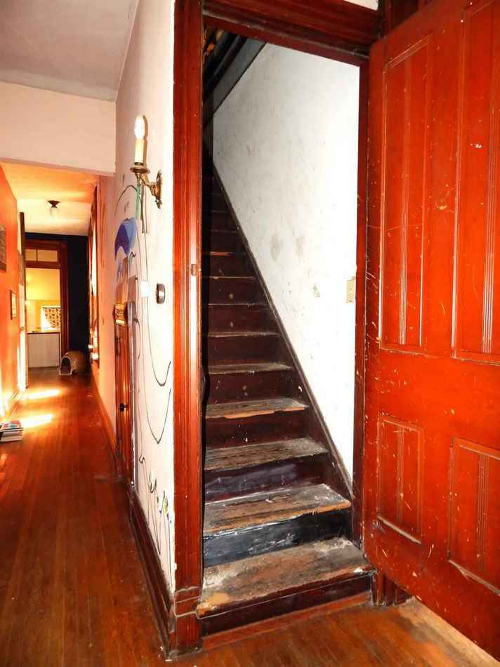 1890 Queen Anne in Cincinnati, OH - Old House Dreams