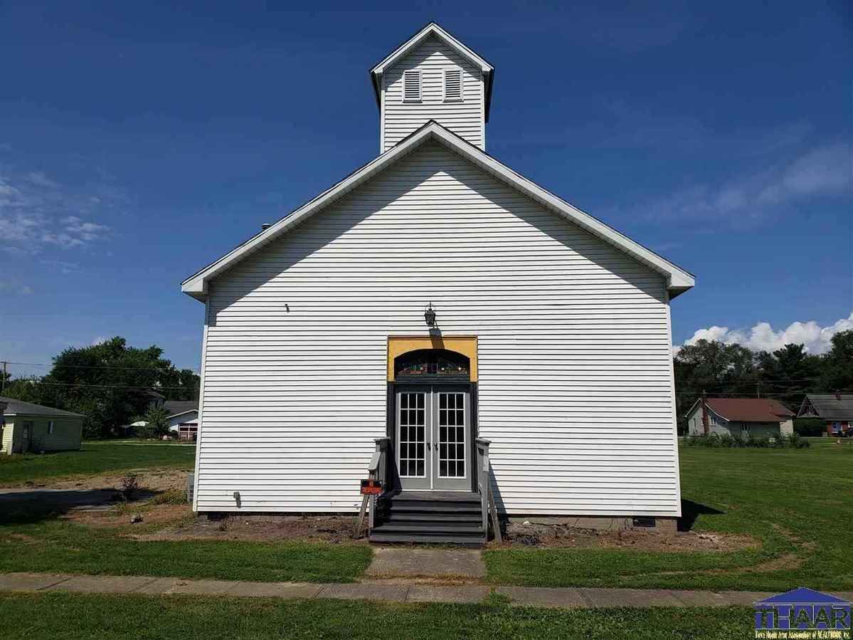 c. 1880 Church in Rosedale, IN - Old House Dreams