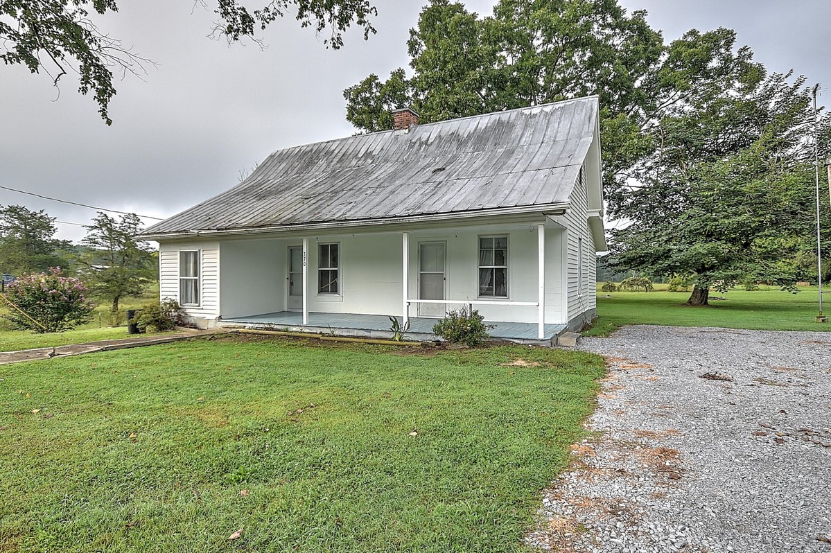 Midway, TN - Old House Dreams