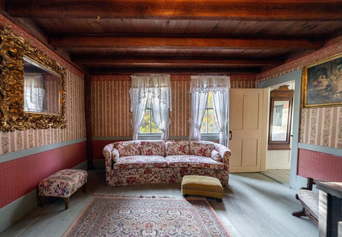 c. 1820 in Rumney, NH - Old House Dreams