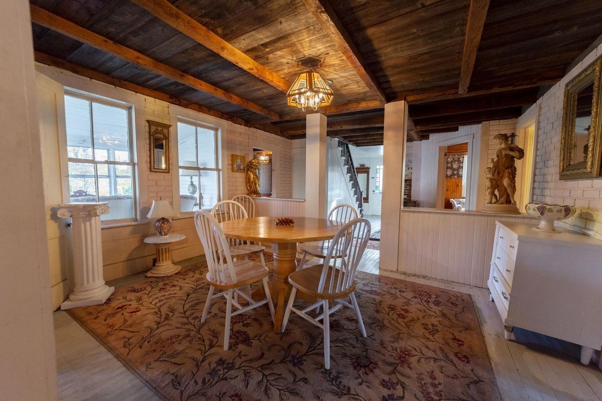 c. 1820 in Rumney, NH - Old House Dreams