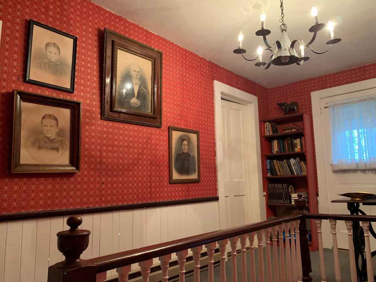 1903 Folk Victorian in Renick, WV - Old House Dreams