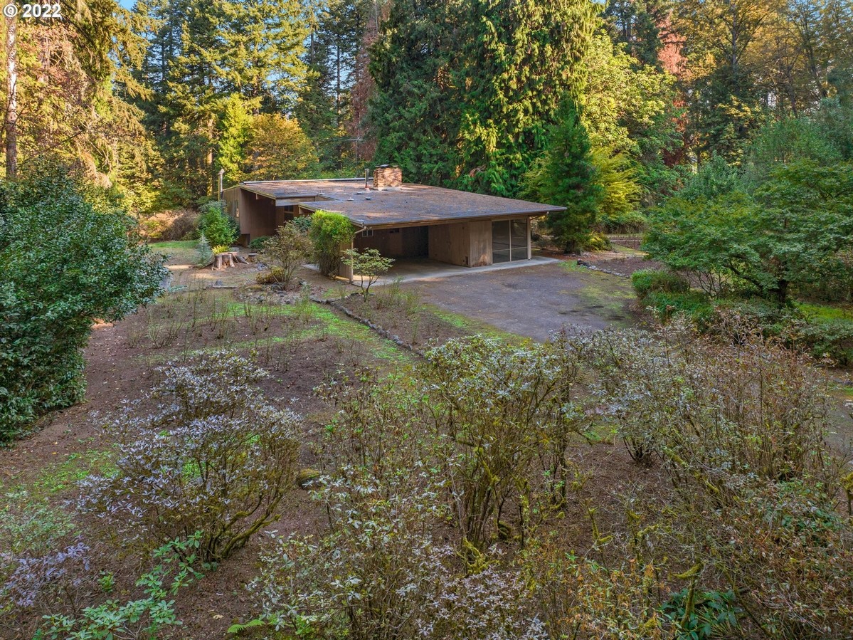 1967 Contemporary in Hillsboro, OR - Old House Dreams