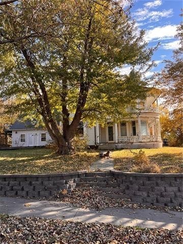 Albany, MO - Old House Dreams