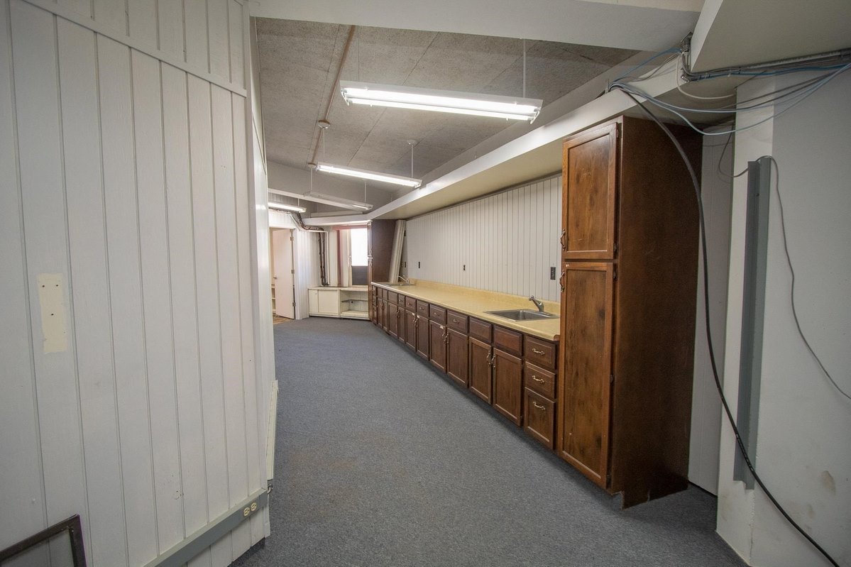 1950 School in Spirit Lake, IA - Old House Dreams