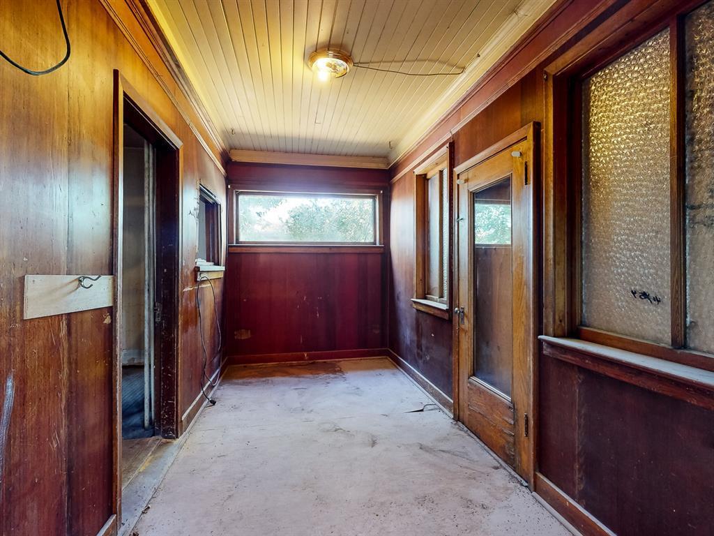 1904 in Fort Macleod, Alberta, Canada - Old House Dreams