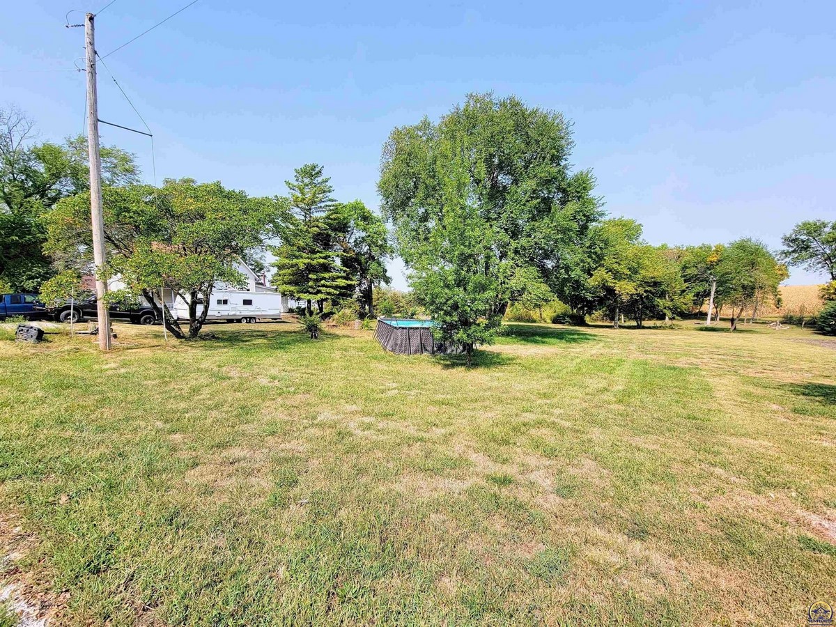 Bern, KS - Old House Dreams