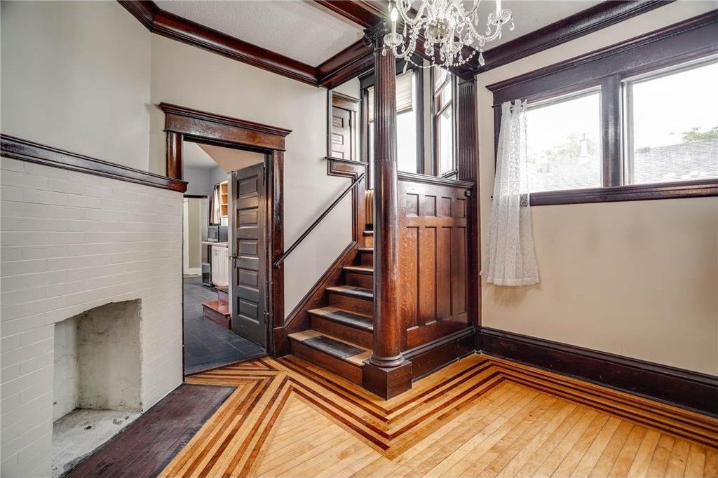 1905 in Minneapolis, MN - Old House Dreams