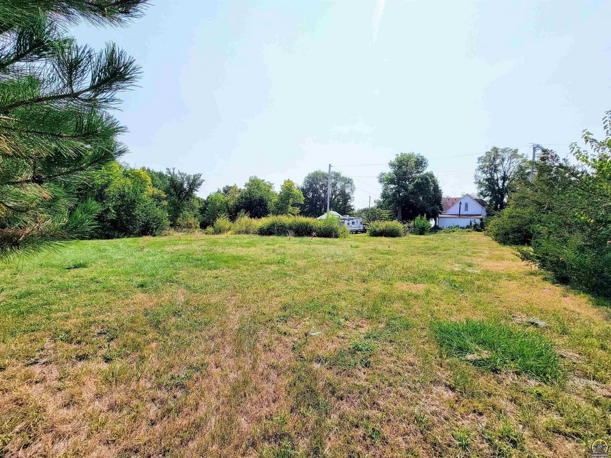 Bern, KS - Old House Dreams