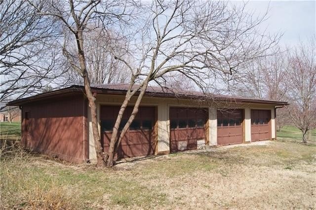 1958 Ranch in Harrisonville, MO - Old House Dreams