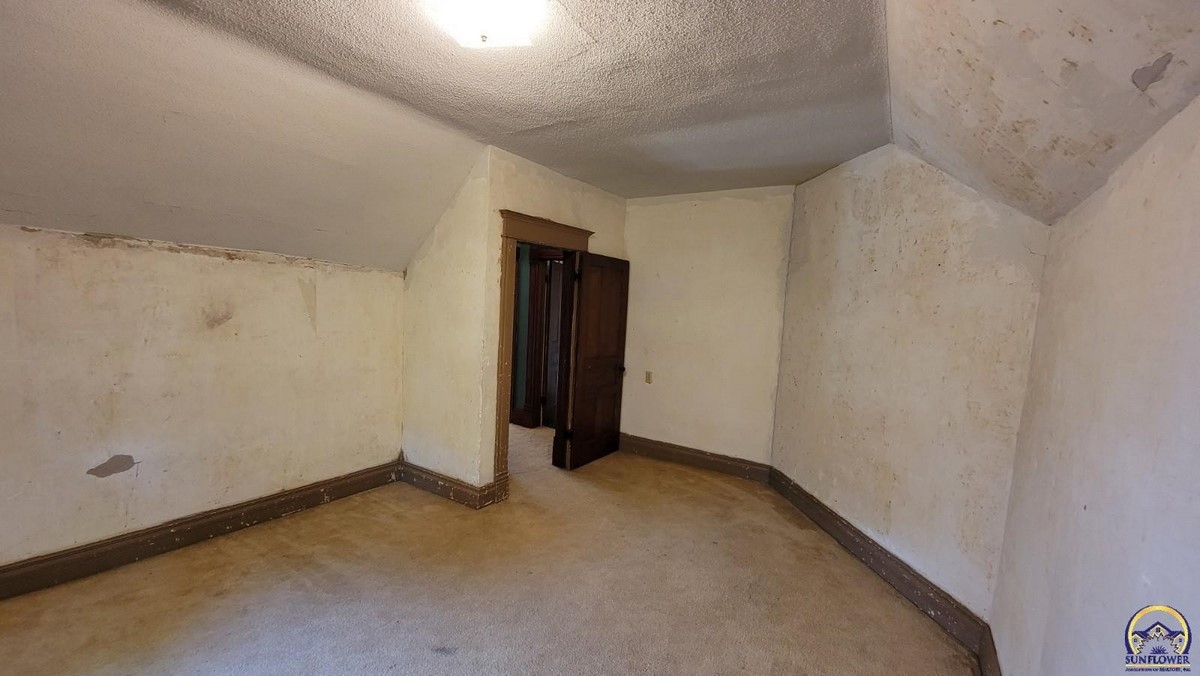 Bern, KS - Old House Dreams