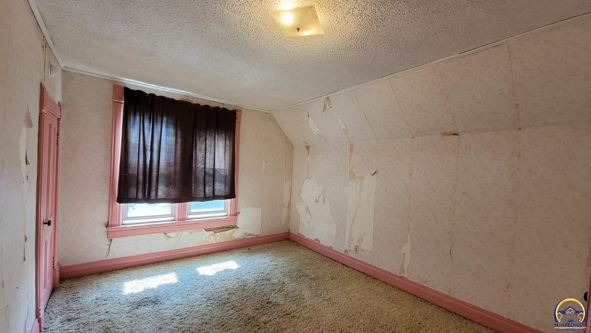 Bern, KS - Old House Dreams