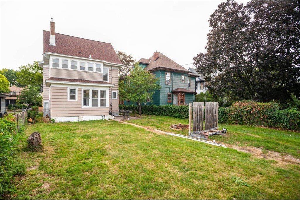 1905 in Minneapolis, MN - Old House Dreams