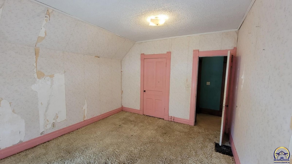 Bern, KS - Old House Dreams