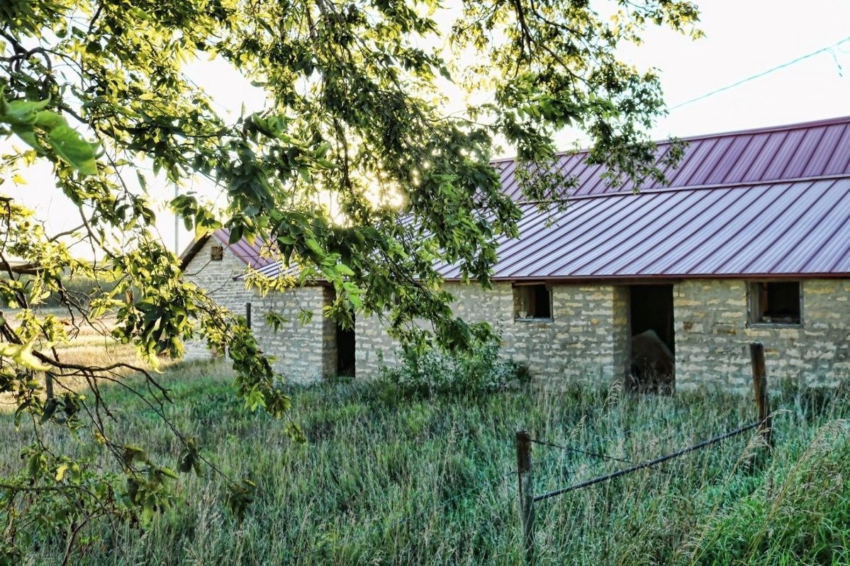 1872 in Alma, KS - Old House Dreams