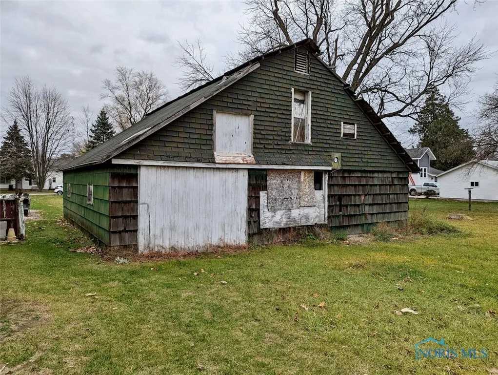 Gothic Revival in Wayne, OH - Old House Dreams
