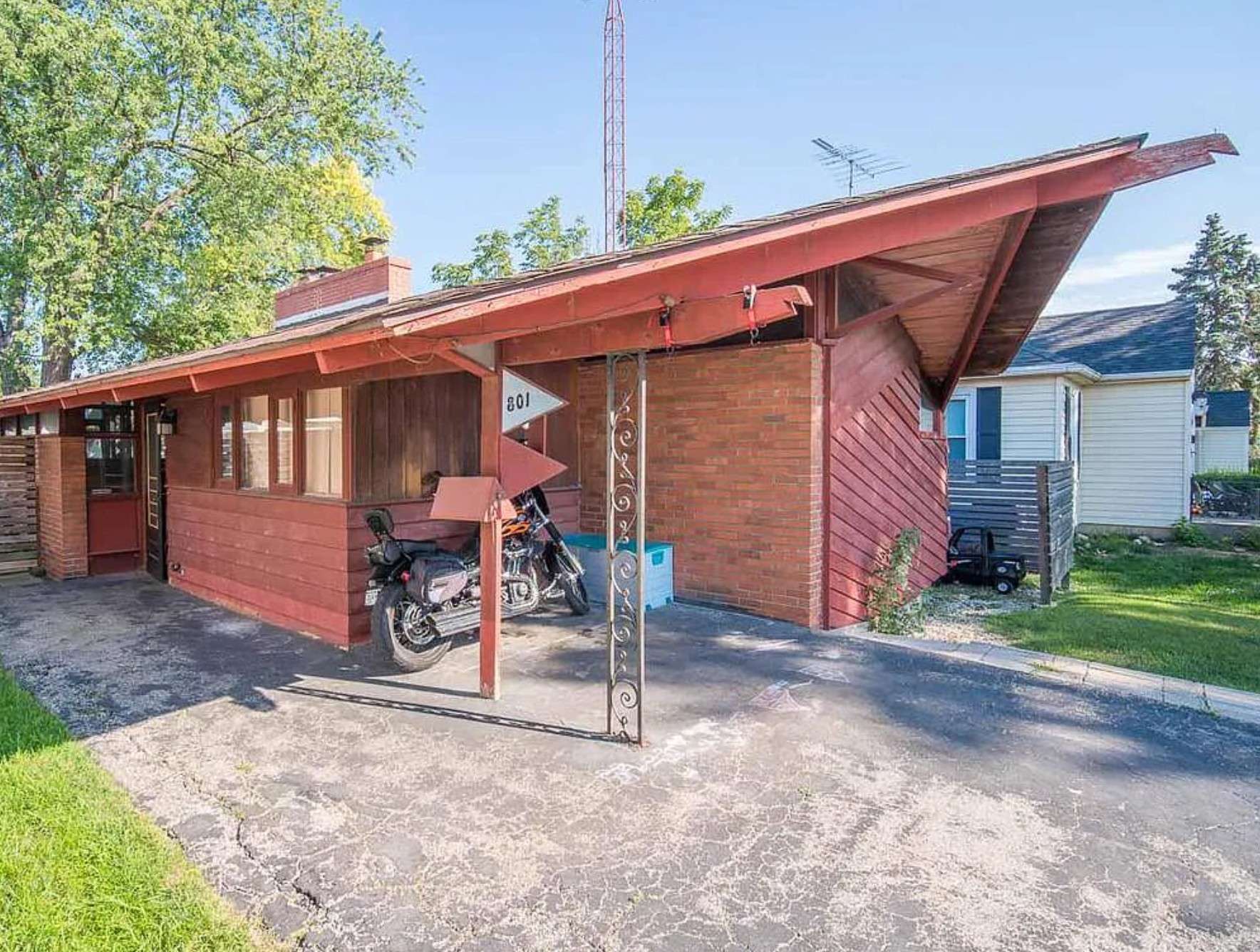 1956 in Racine, WI - Old House Dreams