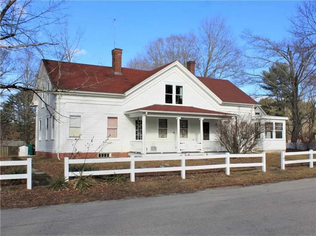 c. 1830 Greek Revival in North Scituate, RI - Old House Dreams