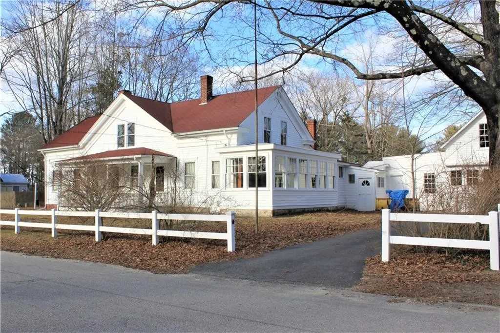 c. 1830 Greek Revival in North Scituate, RI - Old House Dreams