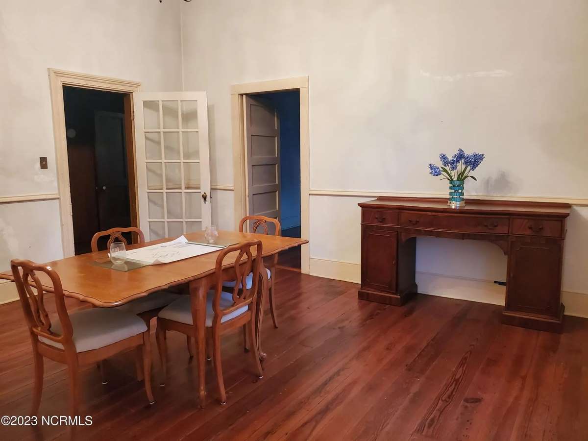 1857 in Enfield, NC - Old House Dreams