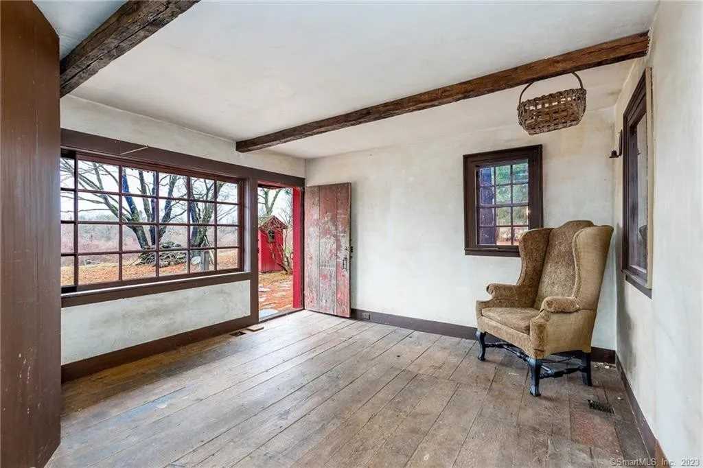 c. 1787 in Chaplin, CT - Old House Dreams