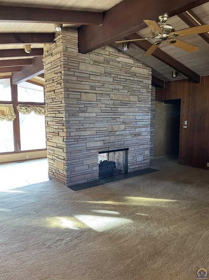 1963 Contemporary in Topeka, KS - Old House Dreams