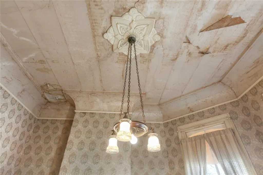 New Orleans, LA - Old House Dreams