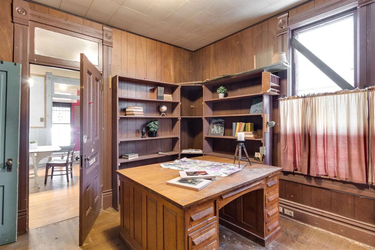 1889 Queen Anne in Spokane, WA - Old House Dreams