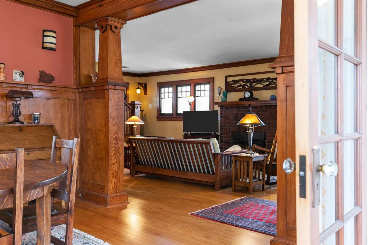 1917 Craftsman in Kaukauna, WI - Old House Dreams