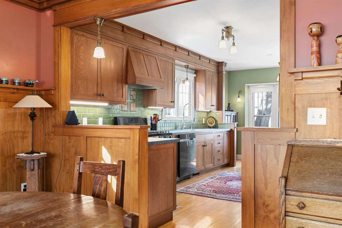 1917 Craftsman in Kaukauna, WI - Old House Dreams