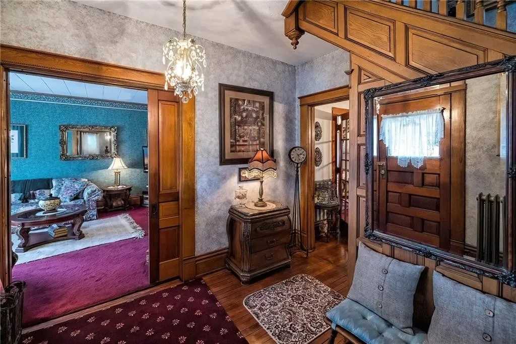 Queen Anne in Corry, PA - Old House Dreams