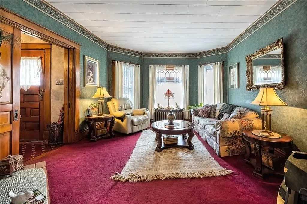 Queen Anne in Corry, PA - Old House Dreams