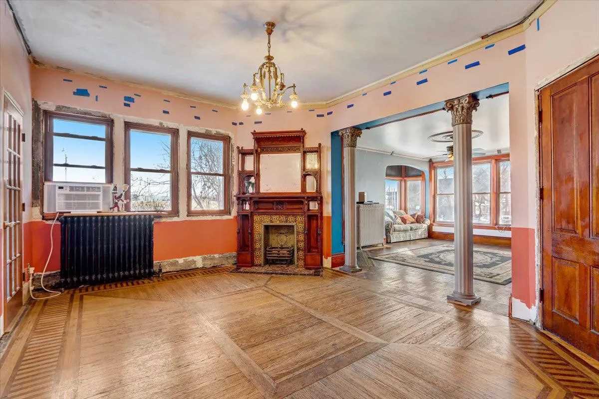 1902 in Milwaukee, WI - Old House Dreams