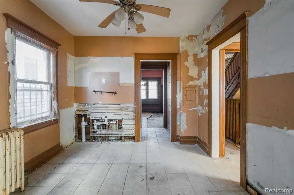 1909 in Detroit, MI - Old House Dreams