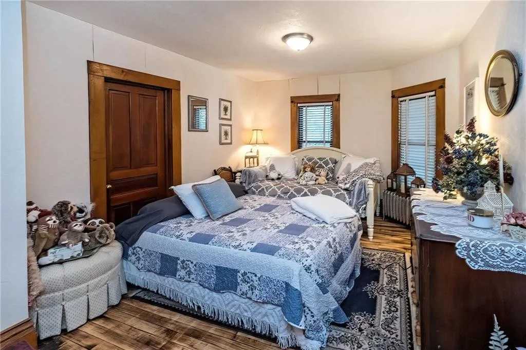 Queen Anne in Corry, PA - Old House Dreams