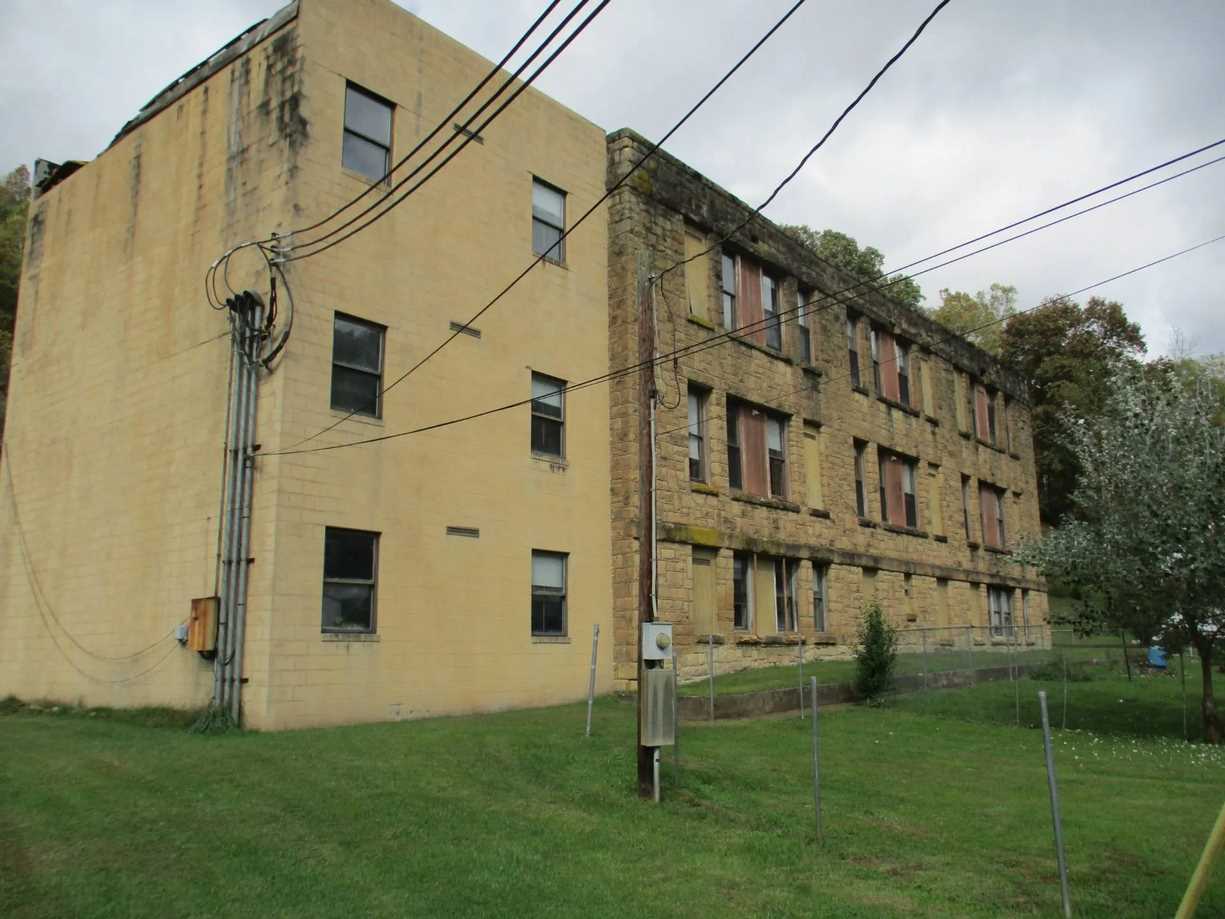 1928 School in Tanner, WV - Old House Dreams