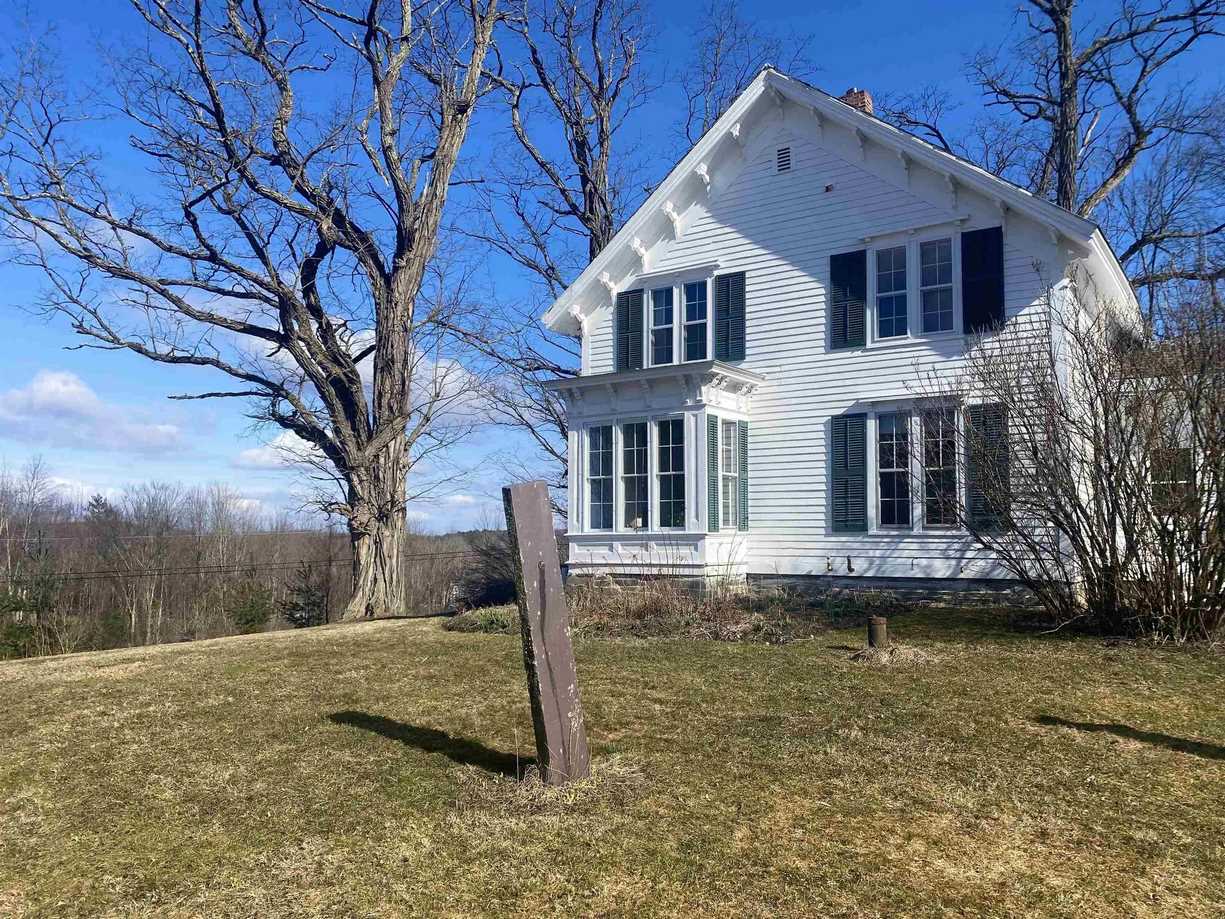 c. 1840 in Poultney, VT - Old House Dreams