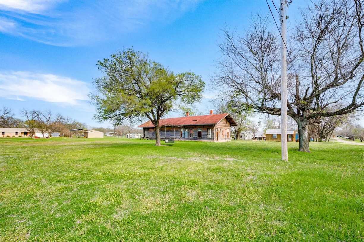 1875 Train Depot in Kopperl, TX - Old House Dreams