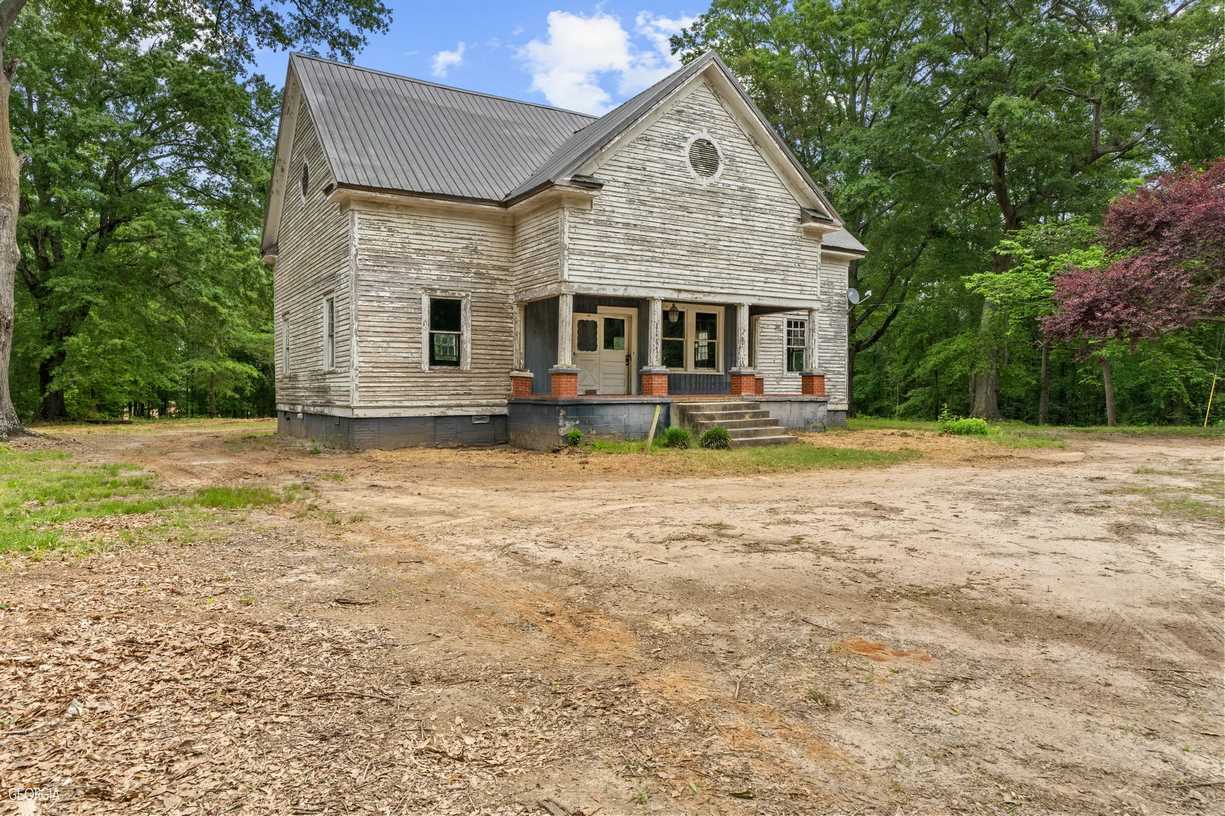 1898 School in Rutledge, GA - Old House Dreams