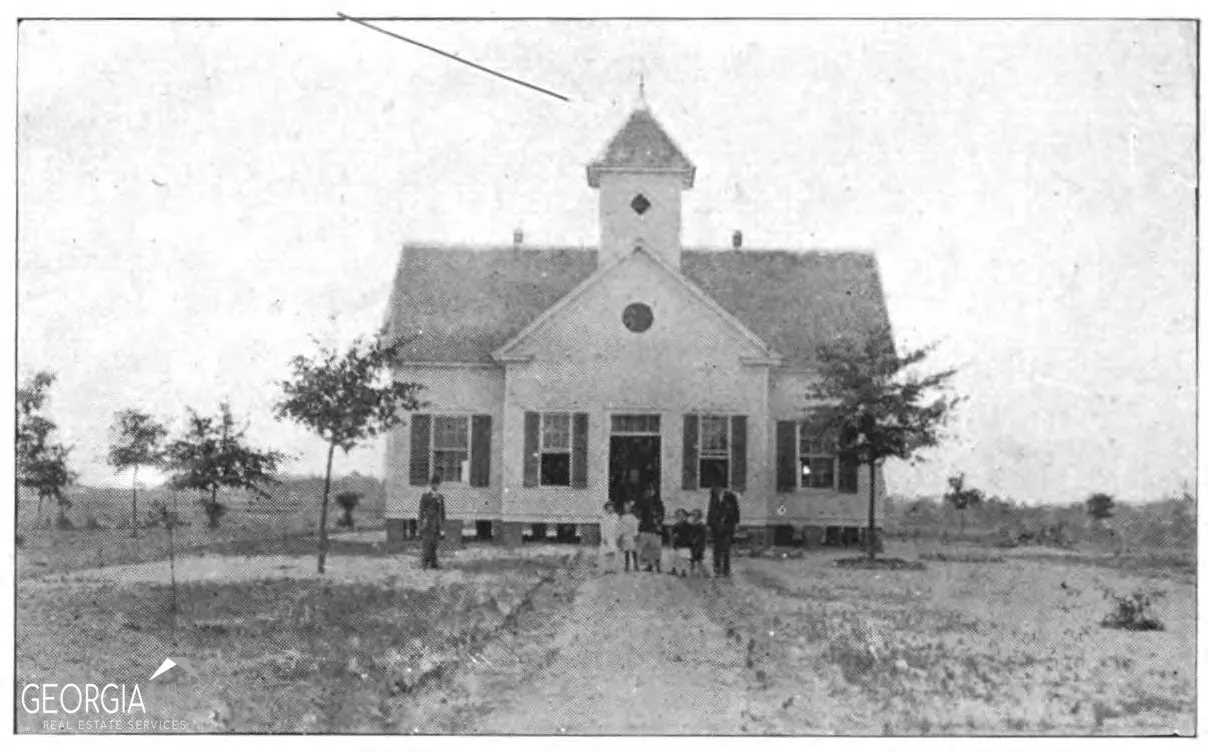 1898 School in Rutledge, GA - Old House Dreams