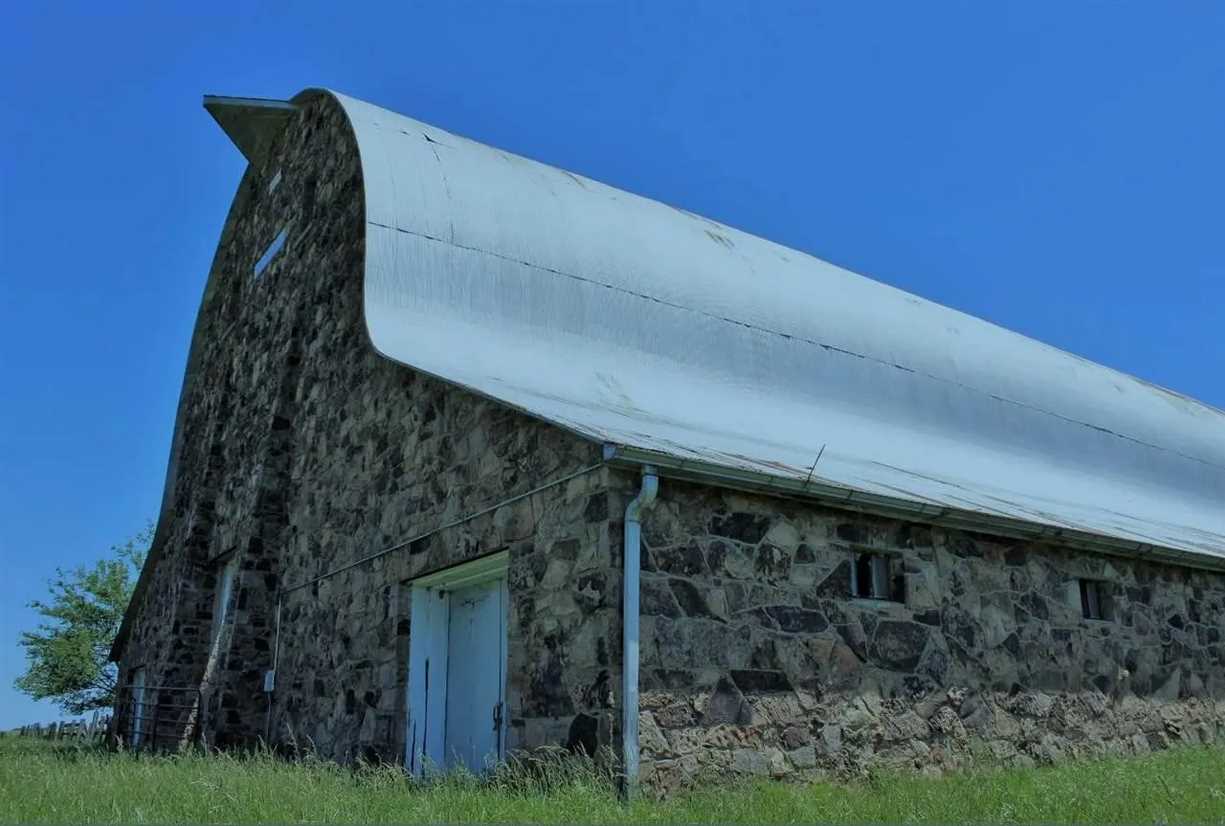 1941 Barn in Red Rock, OK - Old House Dreams